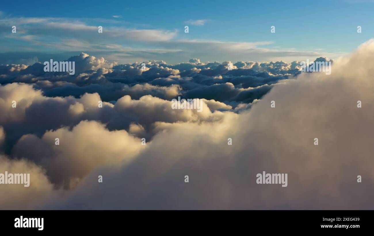 Travel sunrise clouds hi-res stock photography and images - Alamy