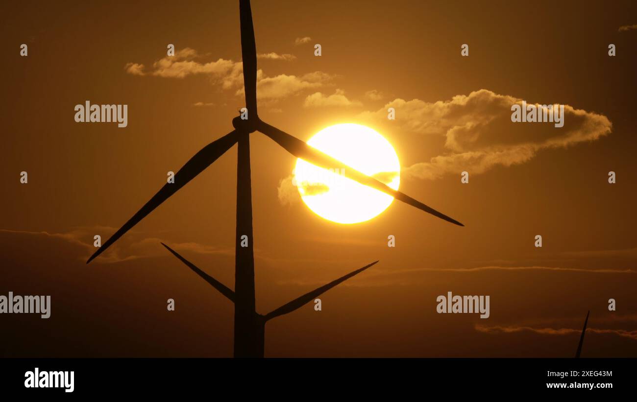 Wind and light environment hi-res stock photography and images - Alamy