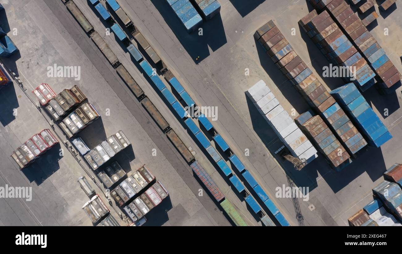 Trucking terminal hi-res stock photography and images - Alamy