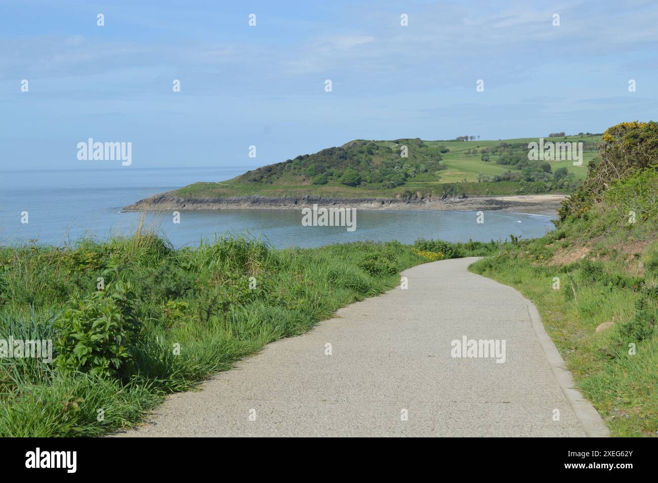 Cliff top footpath langland hi-res stock photography and images - Alamy
