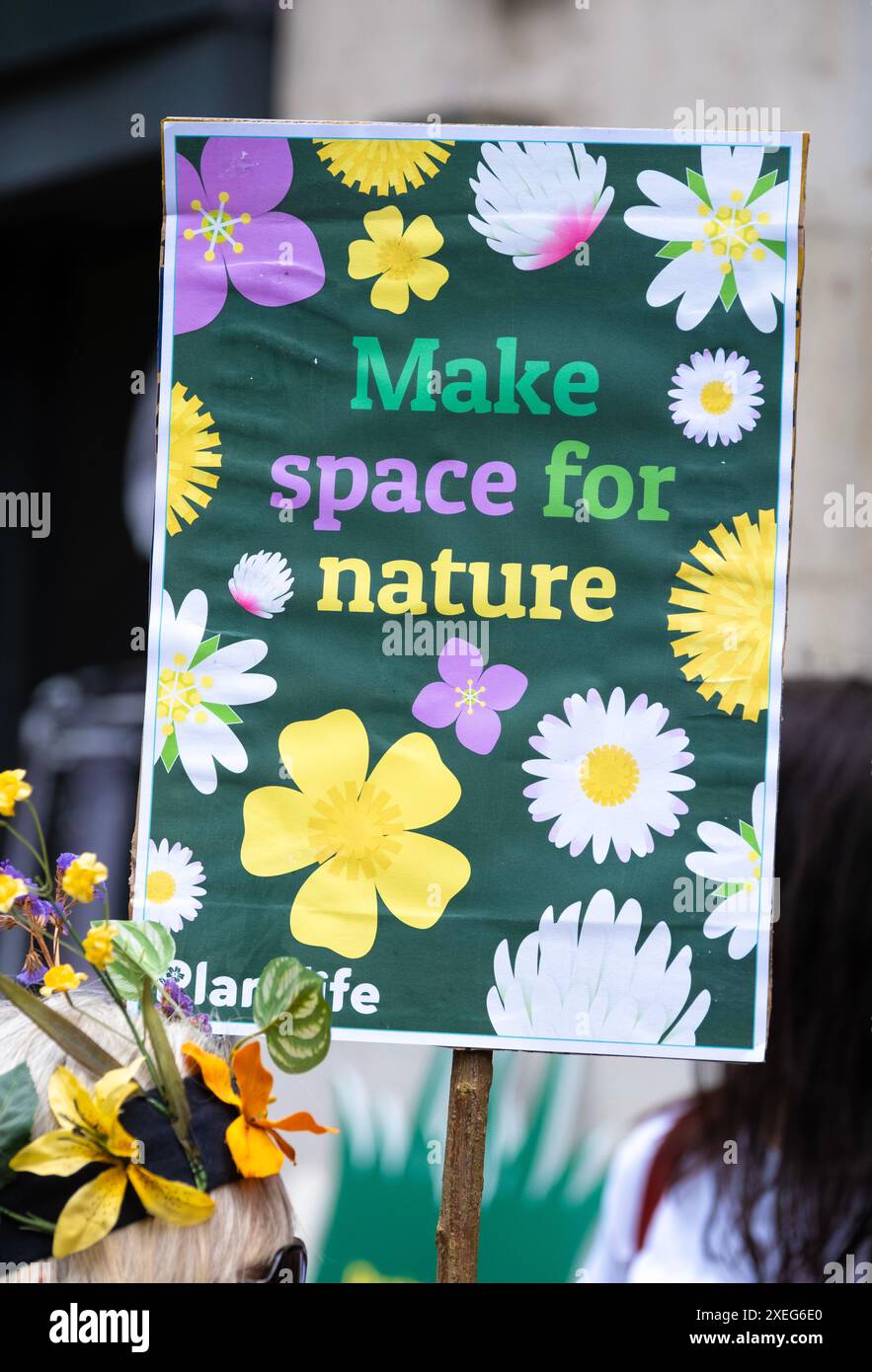 Rspb sign signs uk hi-res stock photography and images - Alamy