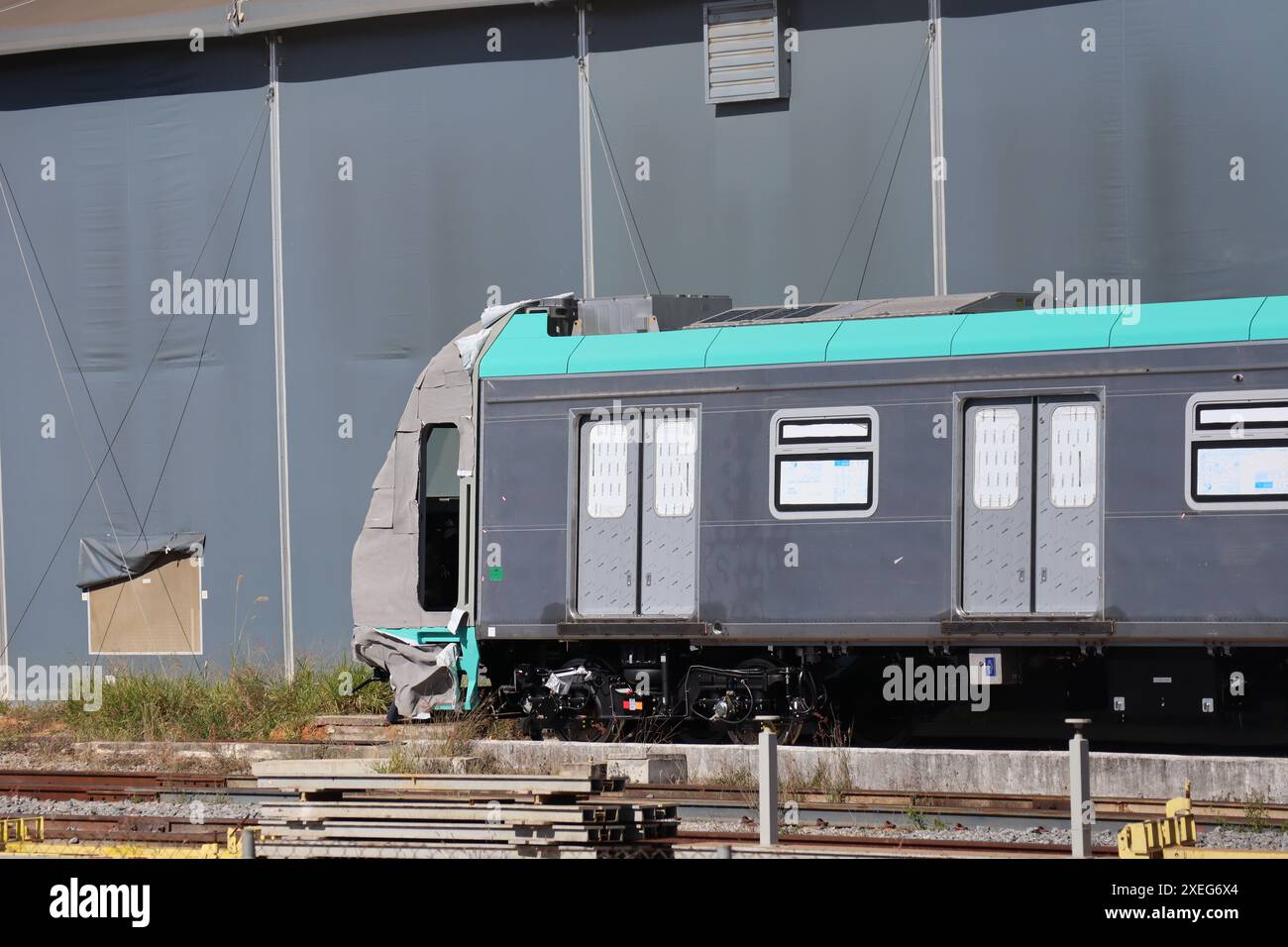 Rail worker brazil hi-res stock photography and images - Alamy