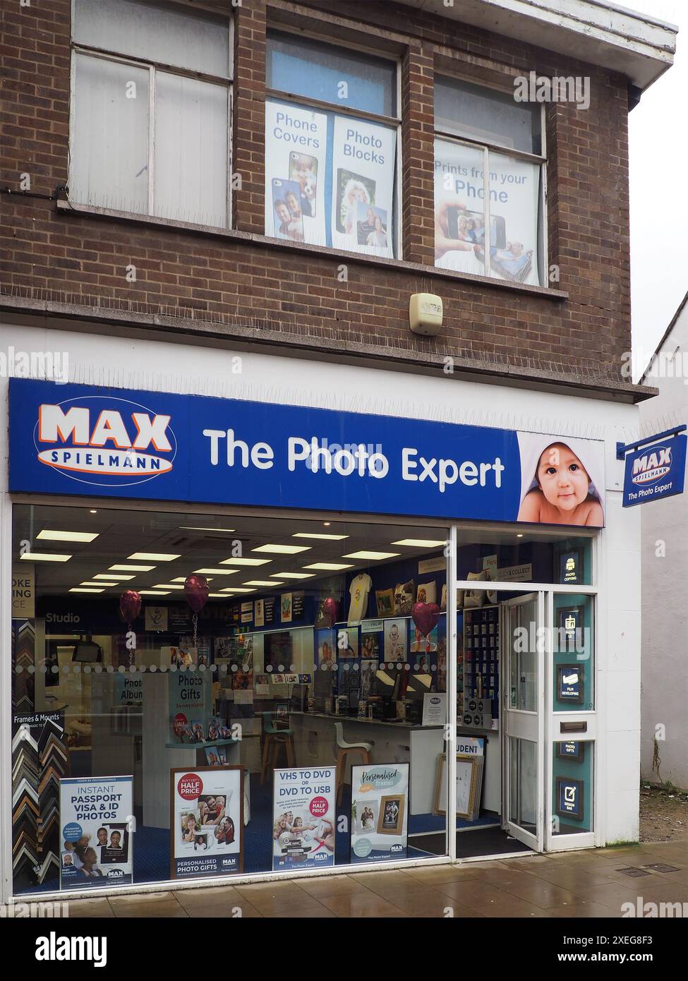 Max Spielmann photo printing and film development store in Chester Stock Photo - Alamy