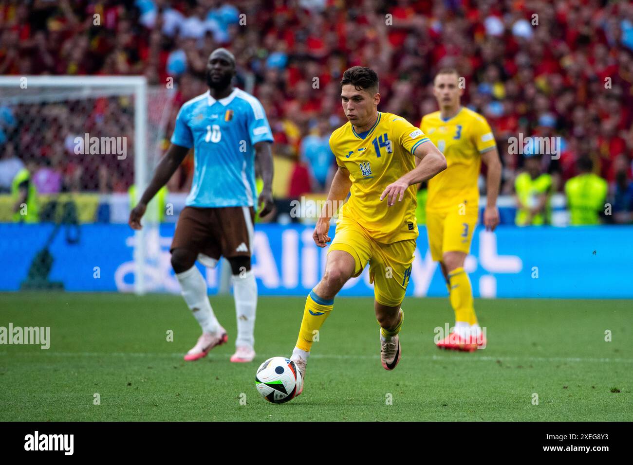 Heorhii Sudakov (Ukraine, #14) am Ball, GER, Ukraine (UKR) vs Belgium ...