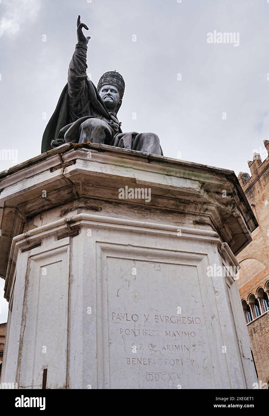 Piazza Cavour in Rimini, statue of Pope Paul V, 17th century Stock ...