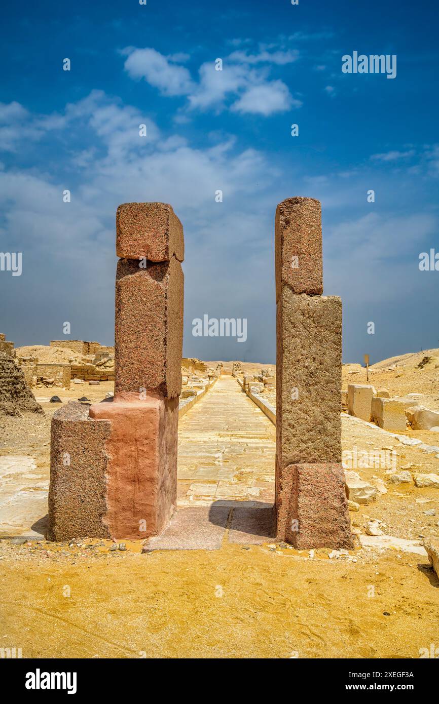 The Unas Causeway at Saqqara Stock Photo - Alamy