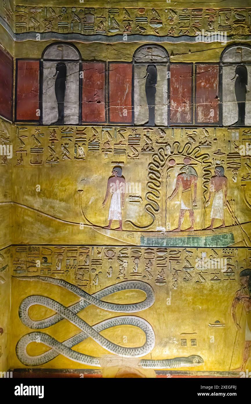 KV 17 Burial chamber J Book of Gates: 2nd gate and beginning of the 3 ...