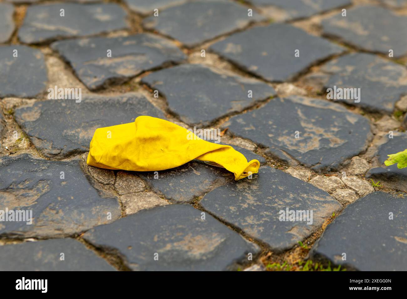Old balloon hi-res stock photography and images - Alamy