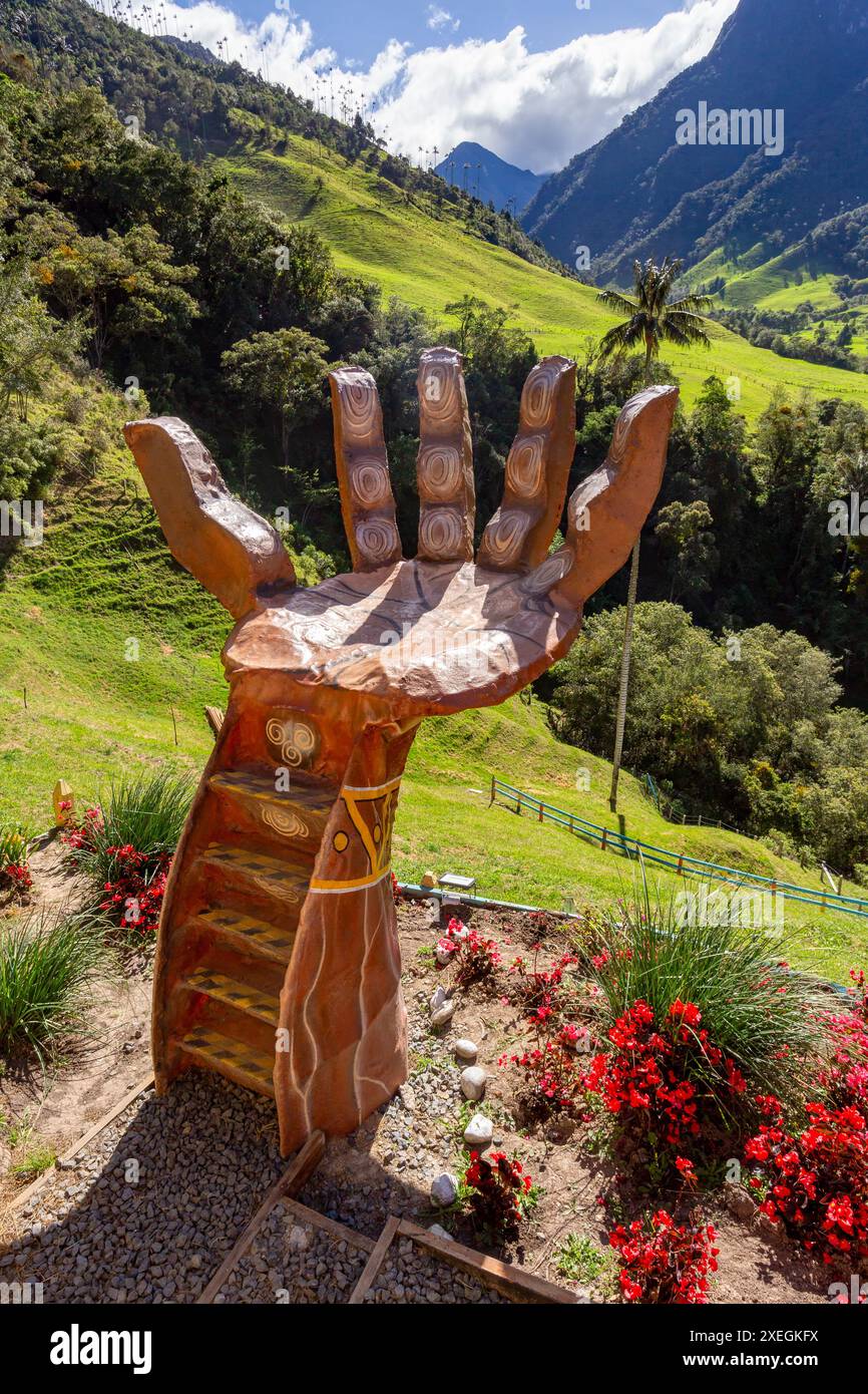 Entertainment center in Valle del Cocora Valley with tall wax palm ...