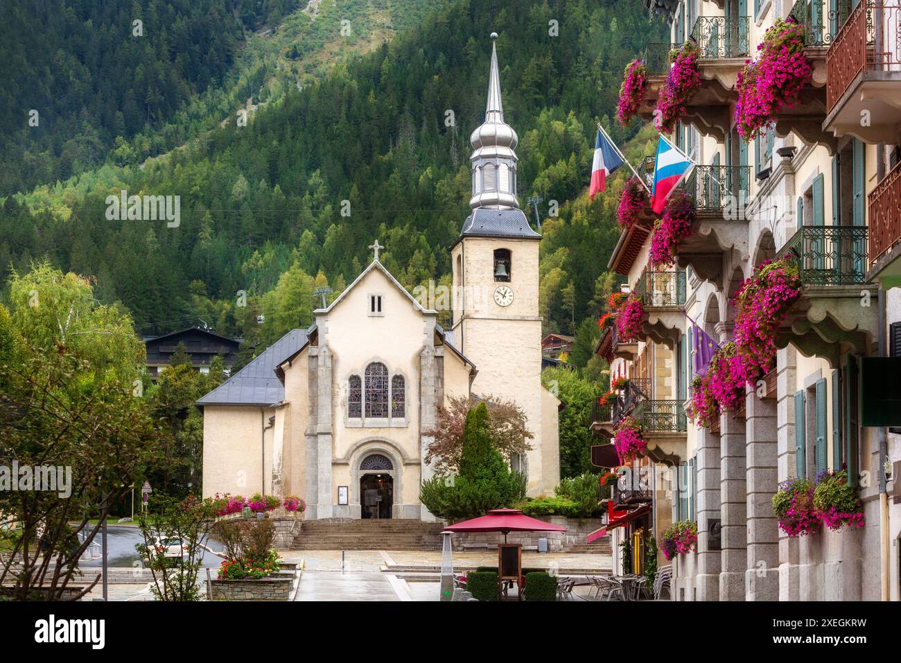 Catholic church in chamonix france hi-res stock photography and images ...