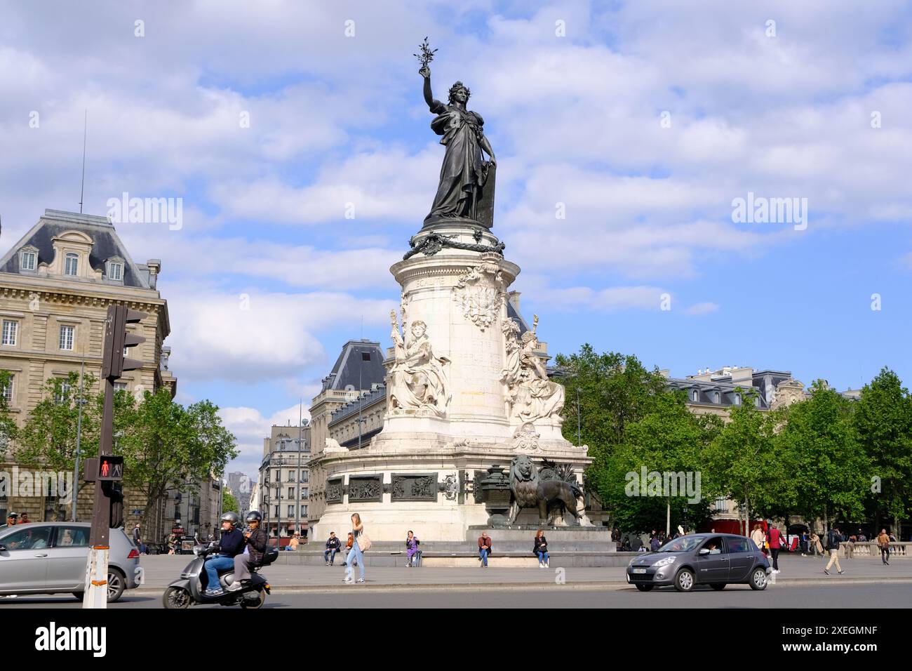 Monument à la République topped by a statue of Marianne in the center ...