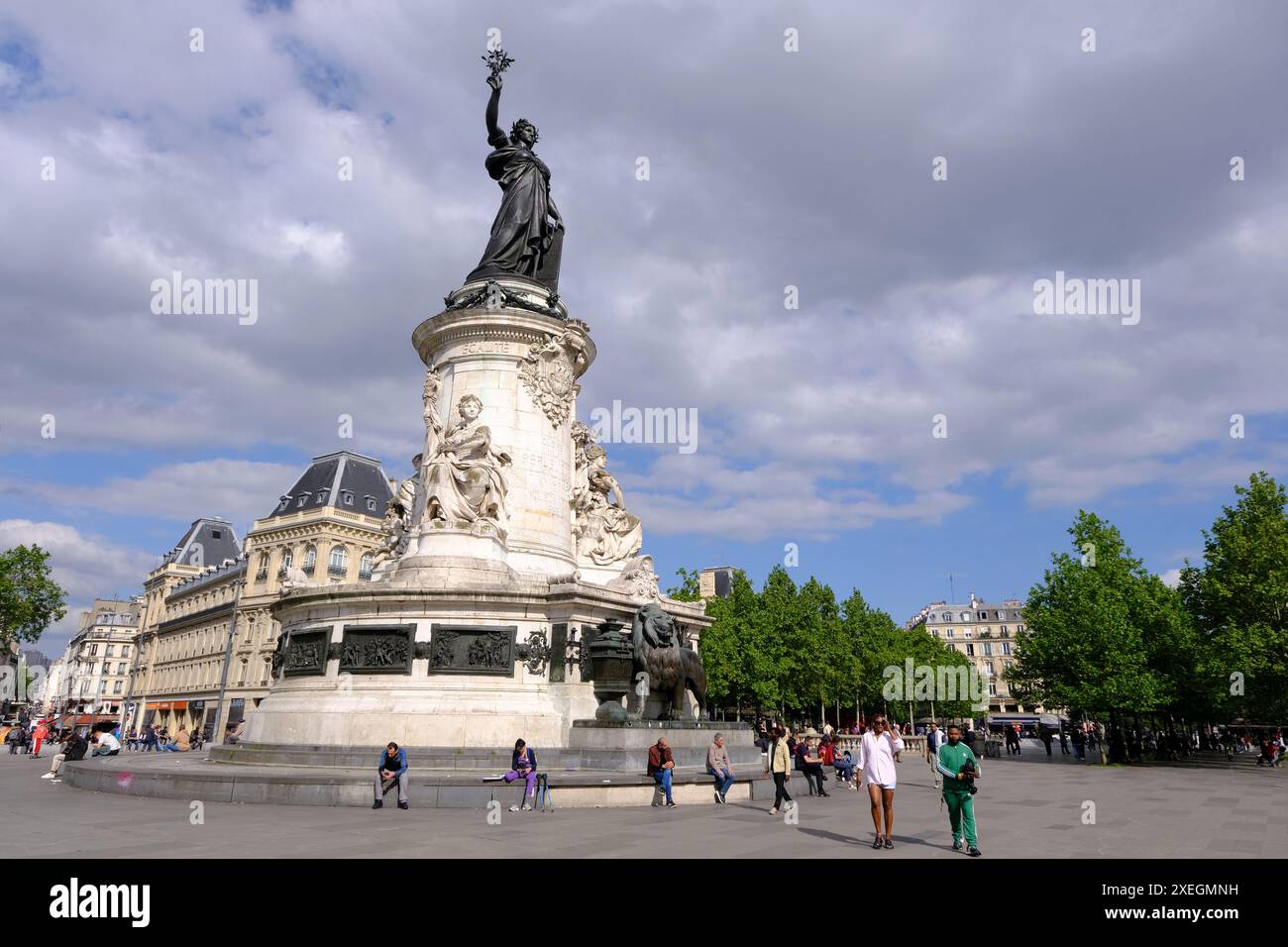 Monument à la République topped by a statue of Marianne in the center ...