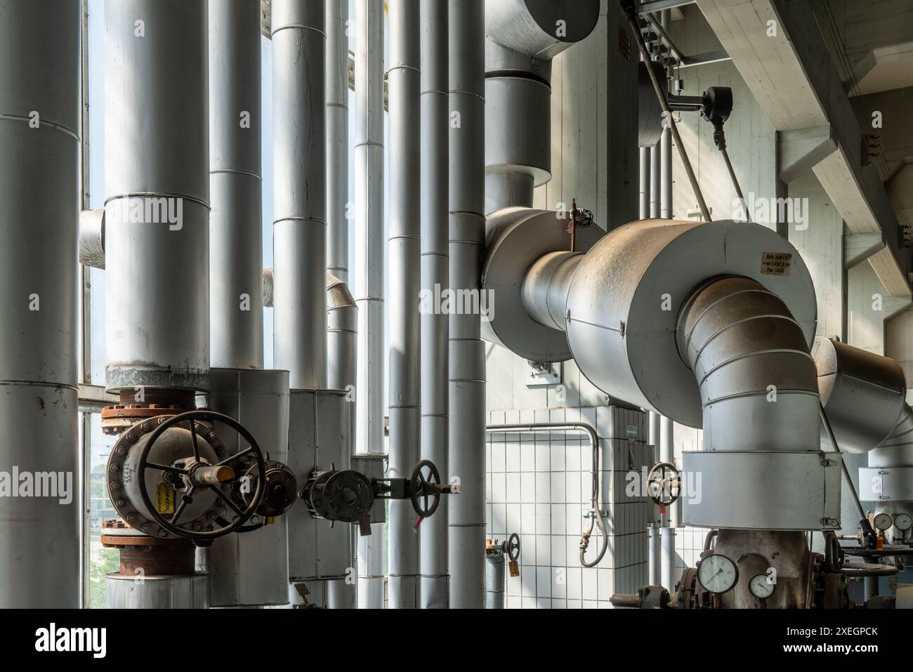 Pipe systems hi-res stock photography and images - Alamy