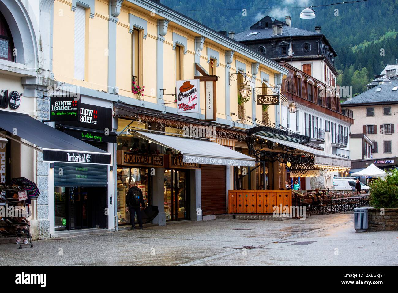 France mont blanc summer hi-res stock photography and images - Alamy