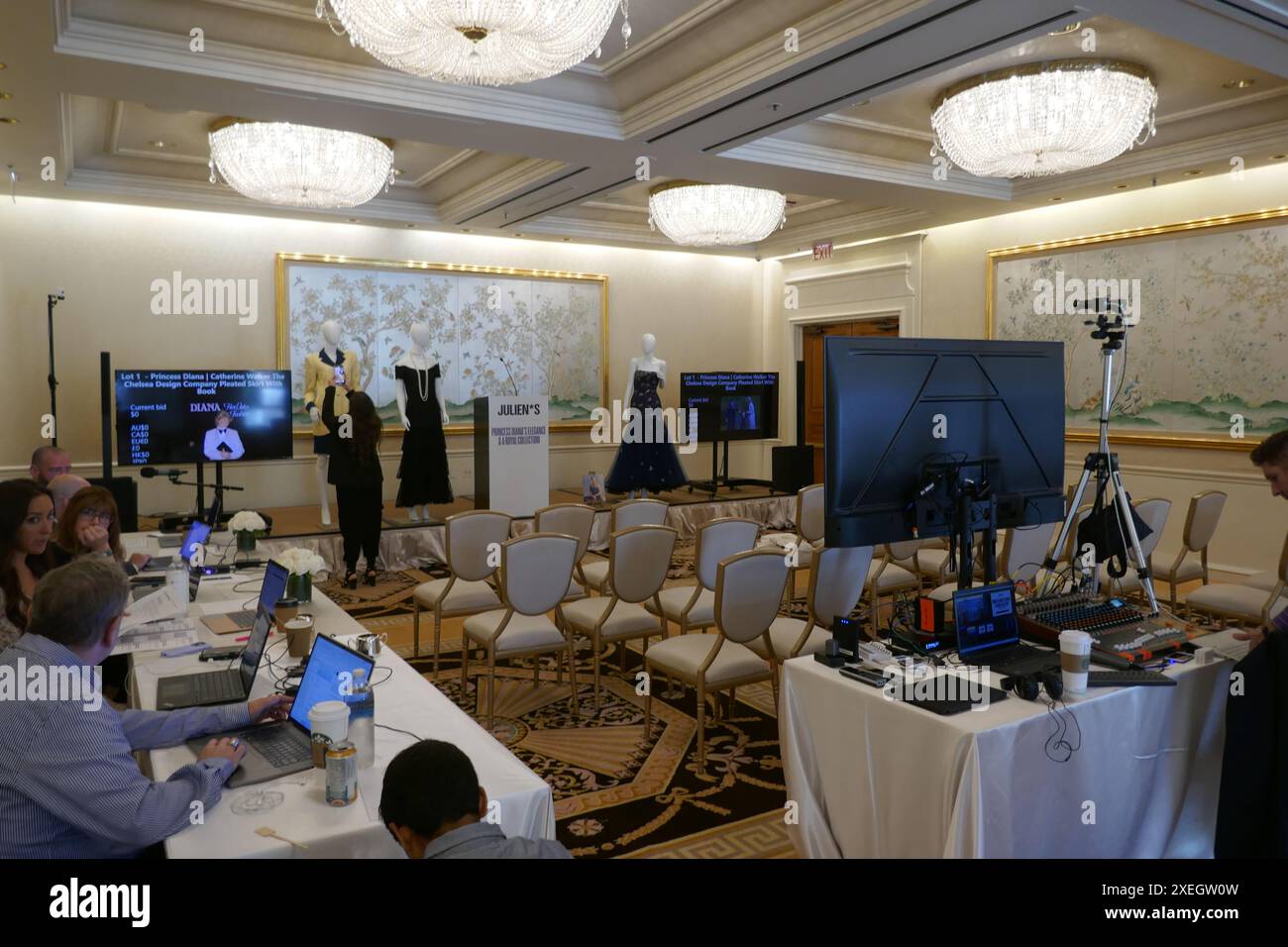 Beverly Hills, California, USA 27th June 2024 Princess Diana 1989 Hong ...