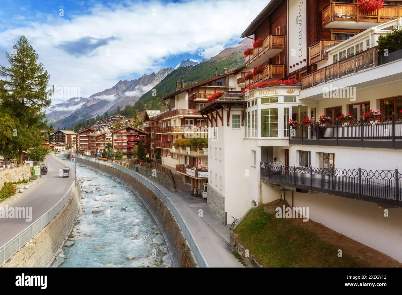 Houses in Zermatt alpine village, Switzerland Stock Photo - Alamy