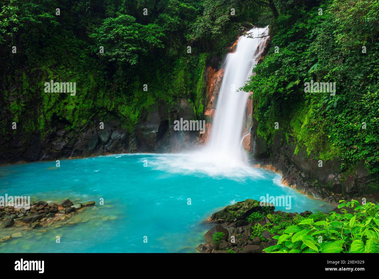 Rio Celeste Waterfall, Tenorio Volcano National Park, Guanacaste ...