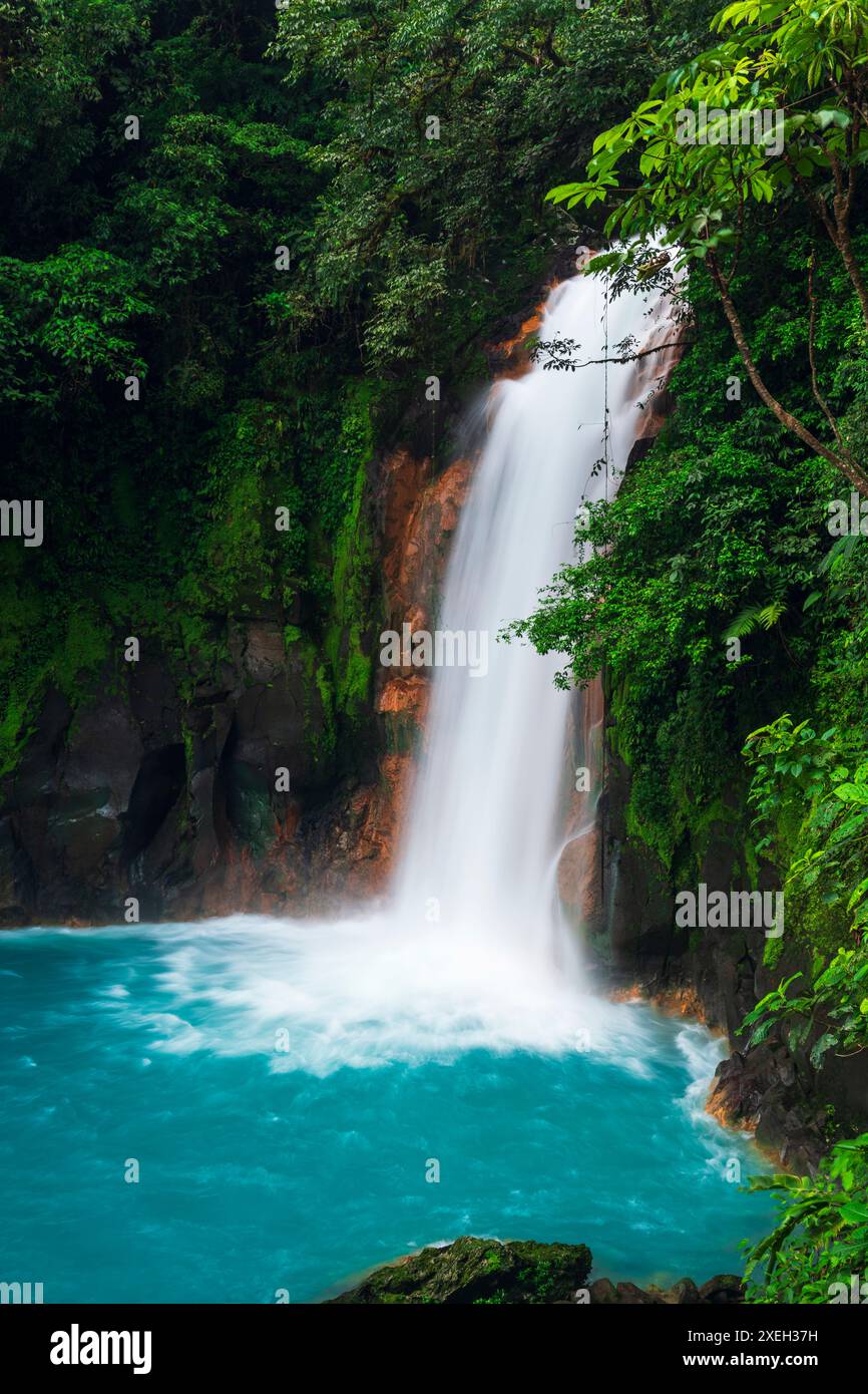 Rio Celeste Waterfall, Tenorio Volcano National Park, Guanacaste ...