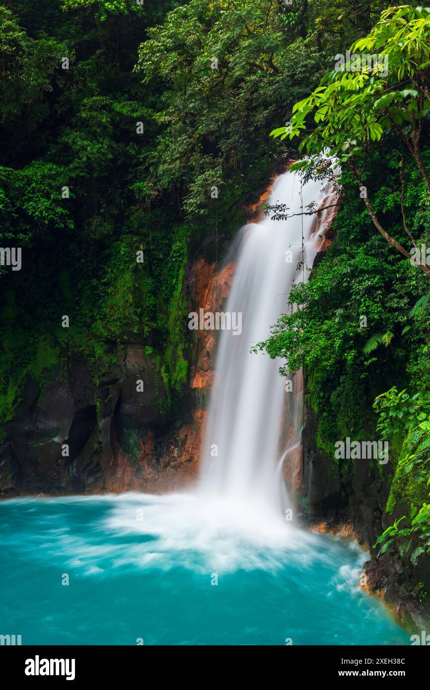 Rio Celeste Waterfall, Tenorio Volcano National Park, Guanacaste ...