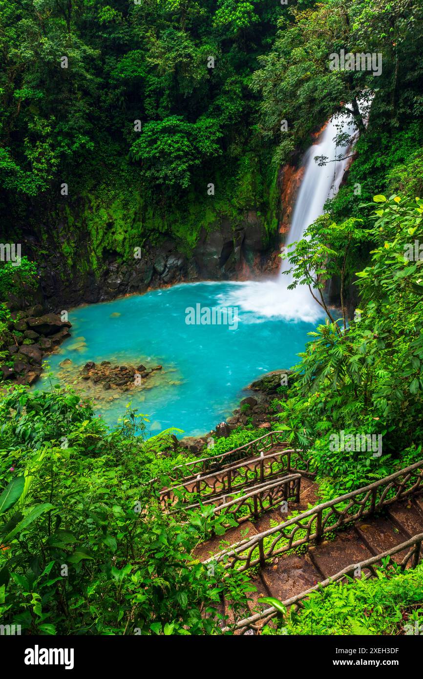 Stairs leading down to Rio Celeste Waterfall, Tenorio Volcano National ...