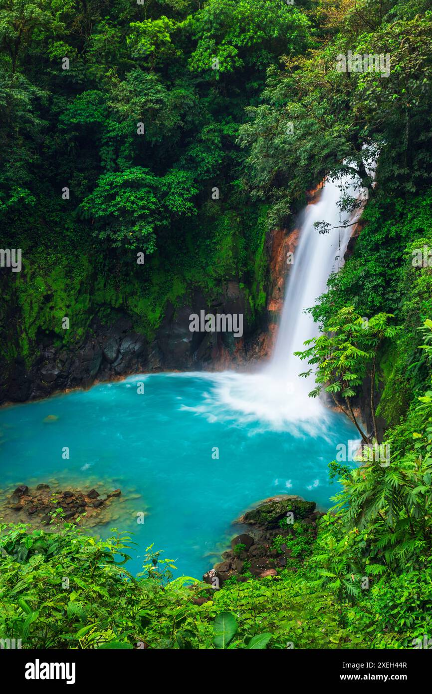 Rio Celeste Waterfall, Tenorio Volcano National Park, Guanacaste ...