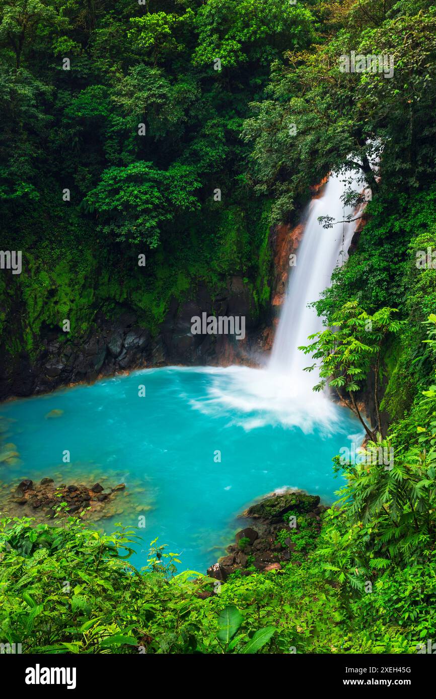 Rio Celeste Waterfall, Tenorio Volcano National Park, Guanacaste ...