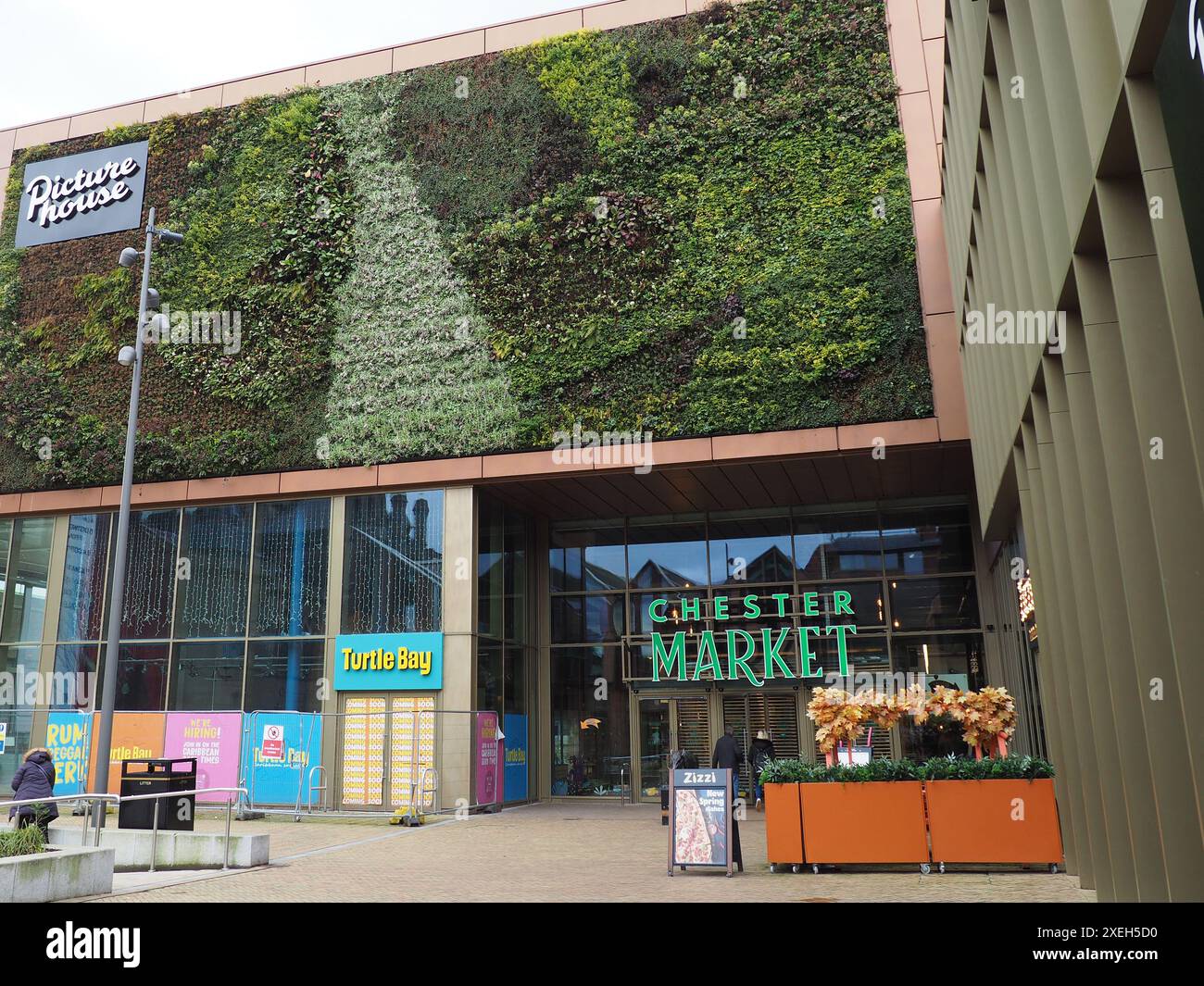 Entrance to chester market hi-res stock photography and images - Alamy
