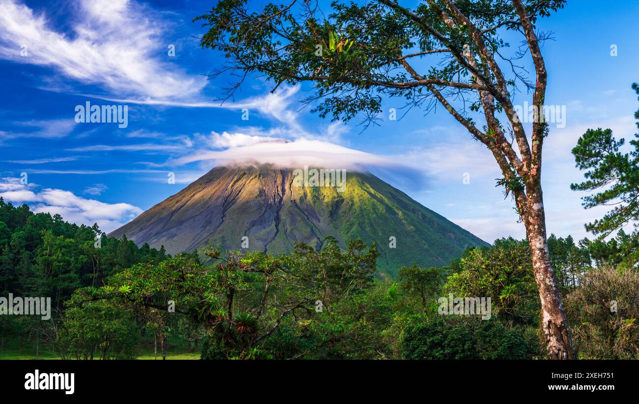 Arenal Volcano, Arenal Volcano National Park, Alajuela Province, Costa ...