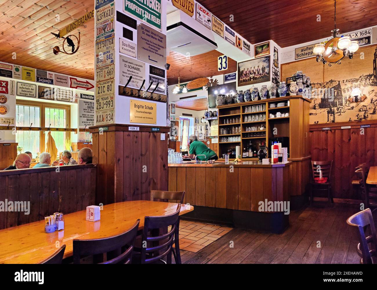Apfelwein Dax, traditional cider pub with Hessian food, Sachsenhausen ...