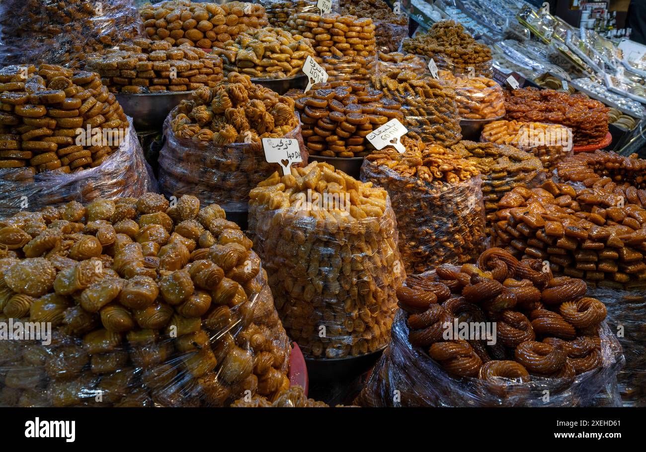 Moroccan pastries hi-res stock photography and images - Alamy