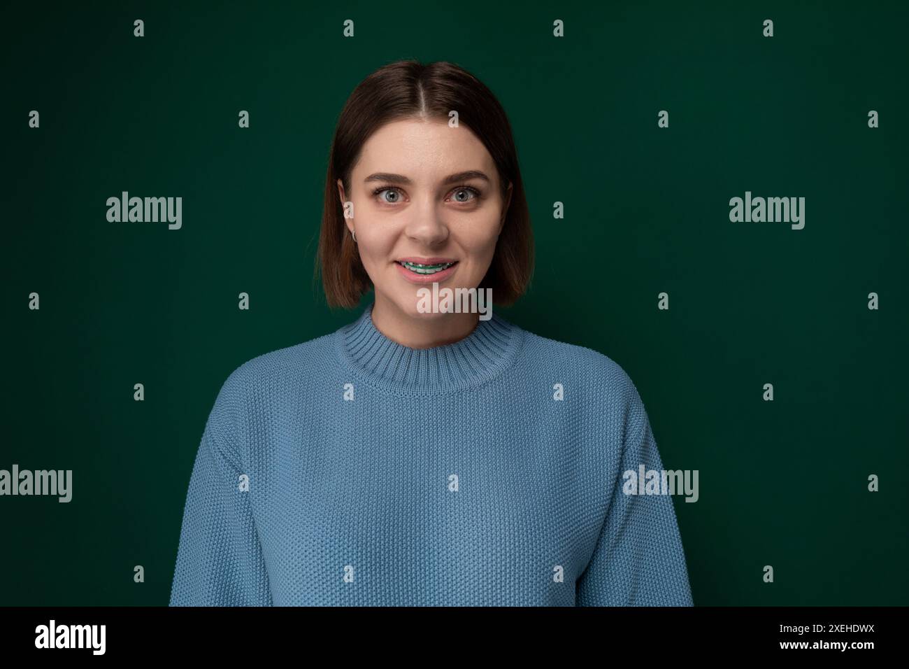 Woman posing picture in hi-res stock photography and images - Alamy