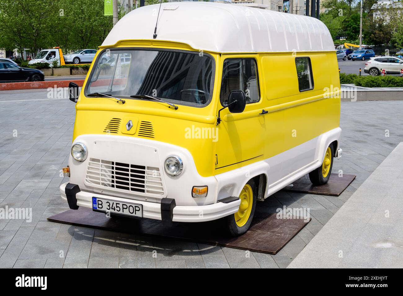 Bucharest, Romania, 4 May 2021 Old retro vivid yellow French Renault ...