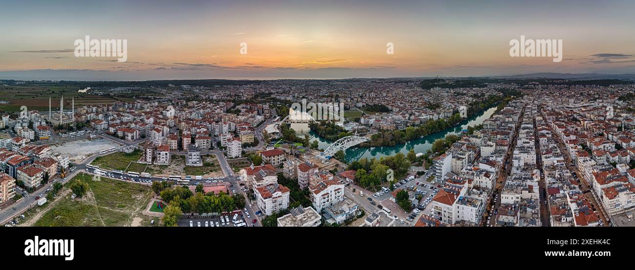 Birds eye view mountain side hi-res stock photography and images - Alamy