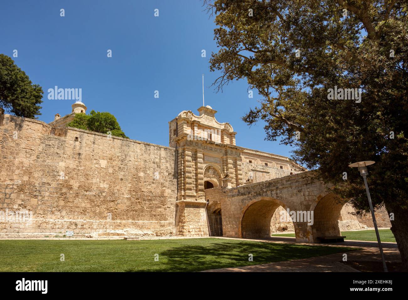 City gate footbridge hi-res stock photography and images - Alamy