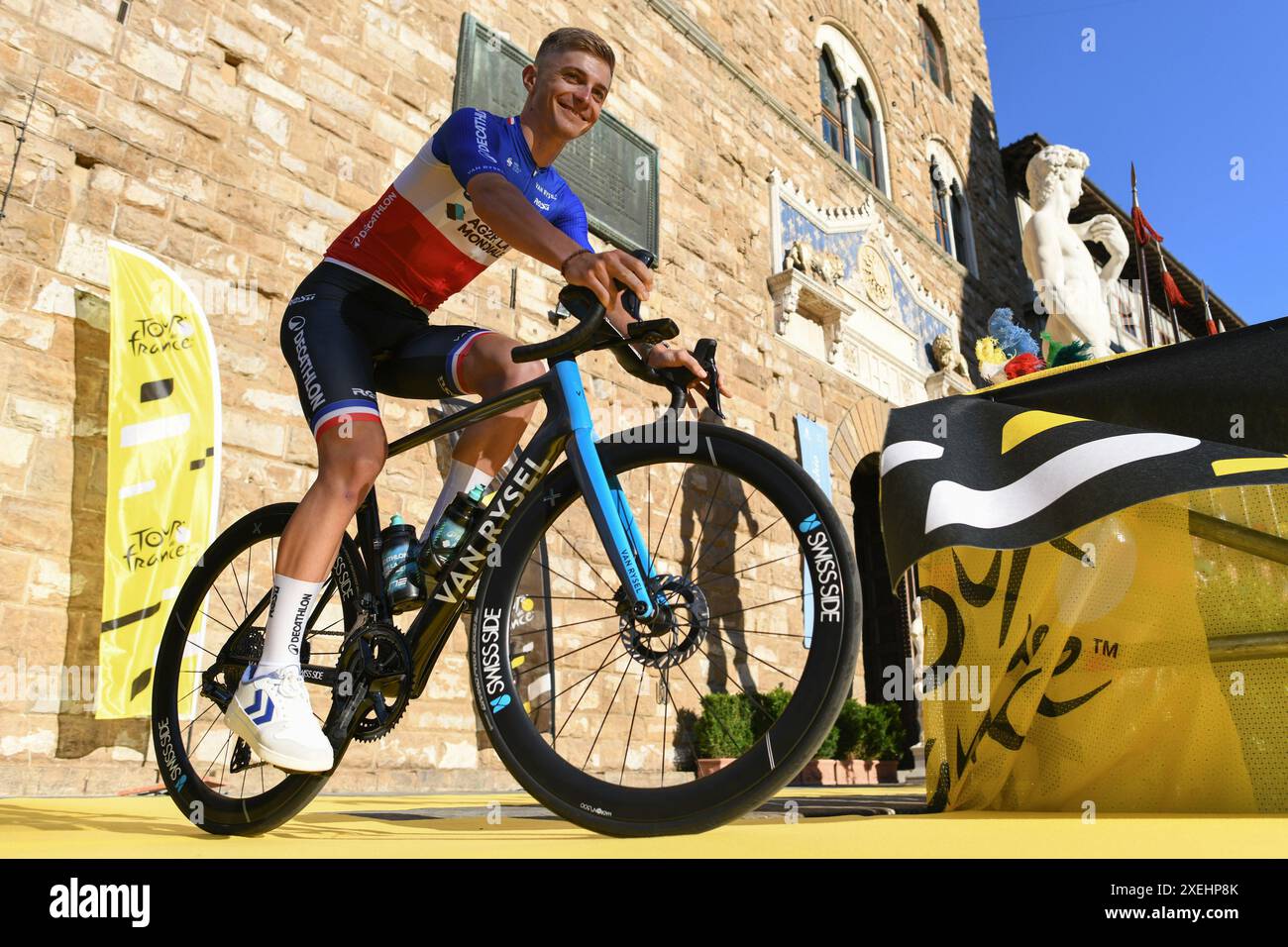 Paul Lapeira (DECATHLON AG2R LA MONDIALE TEAM) during team presentation ...