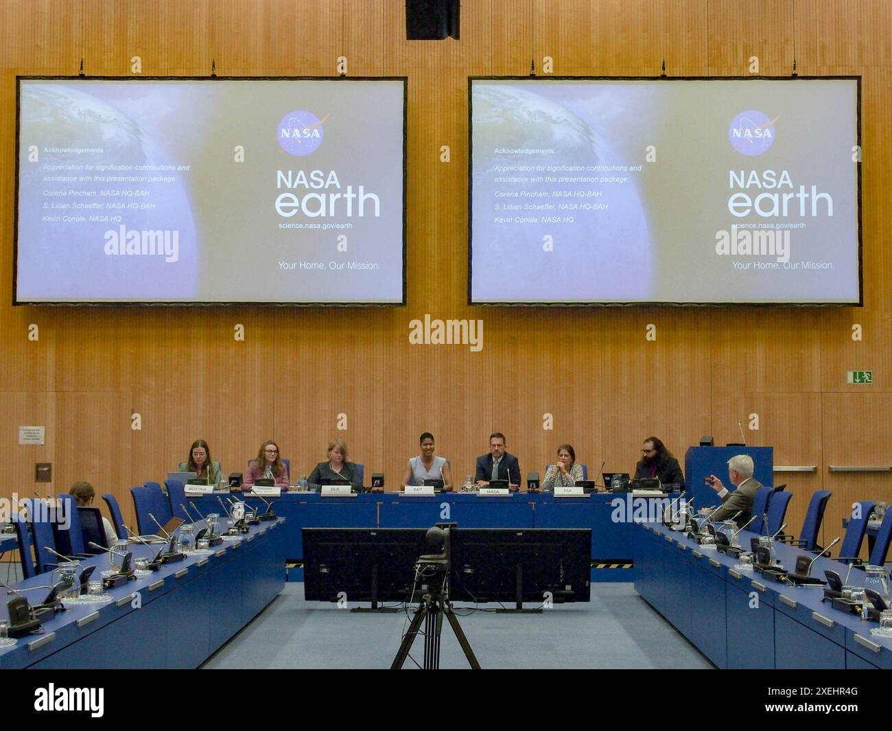 Climate change solutions canada hi-res stock photography and images - Alamy