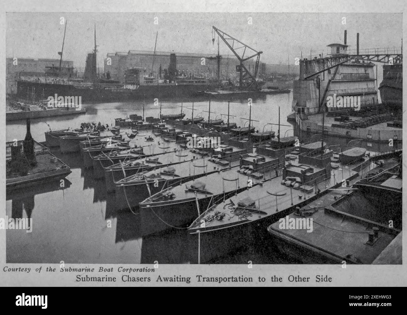 Man of war battleship warship hi-res stock photography and images - Alamy