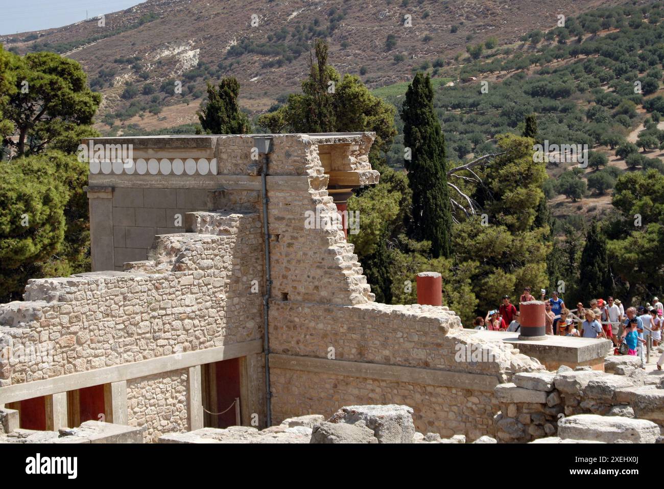 Ruins of the Minoan palace of Knossos Stock Photo - Alamy