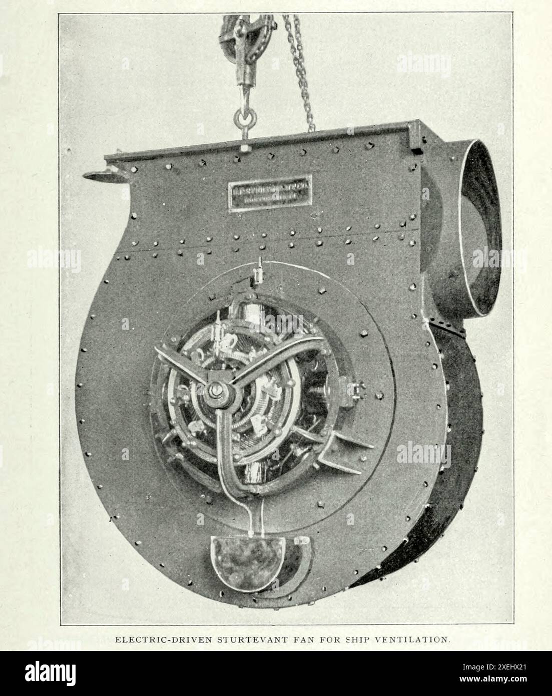 Auxiliary ships hi-res stock photography and images - Alamy