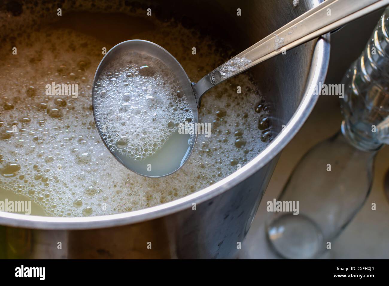 Homemade laundry, Marseille grated soap, manufacturing process, do it ...