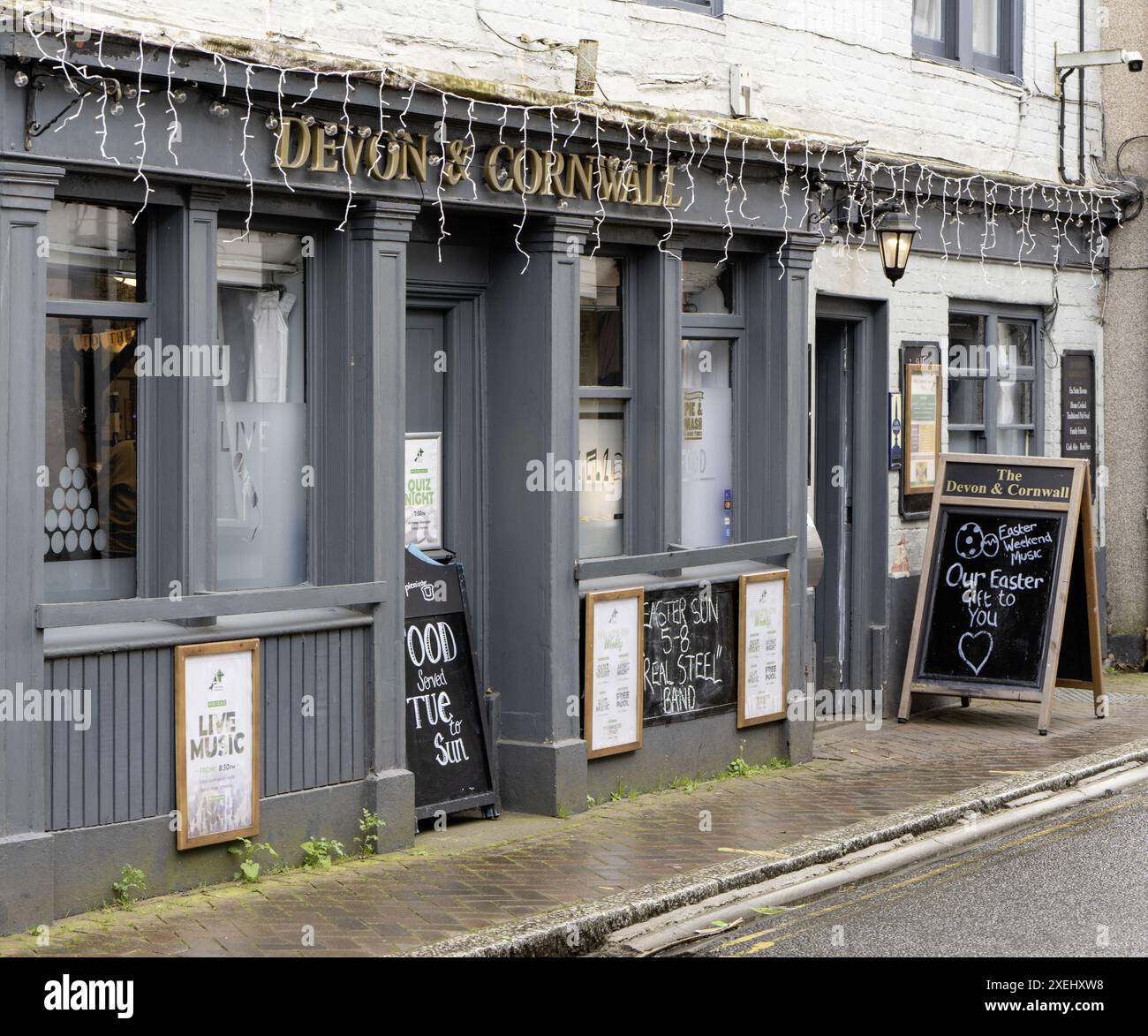 The Devon and Cornwall Inn - public house - West Street, Millbrook ...