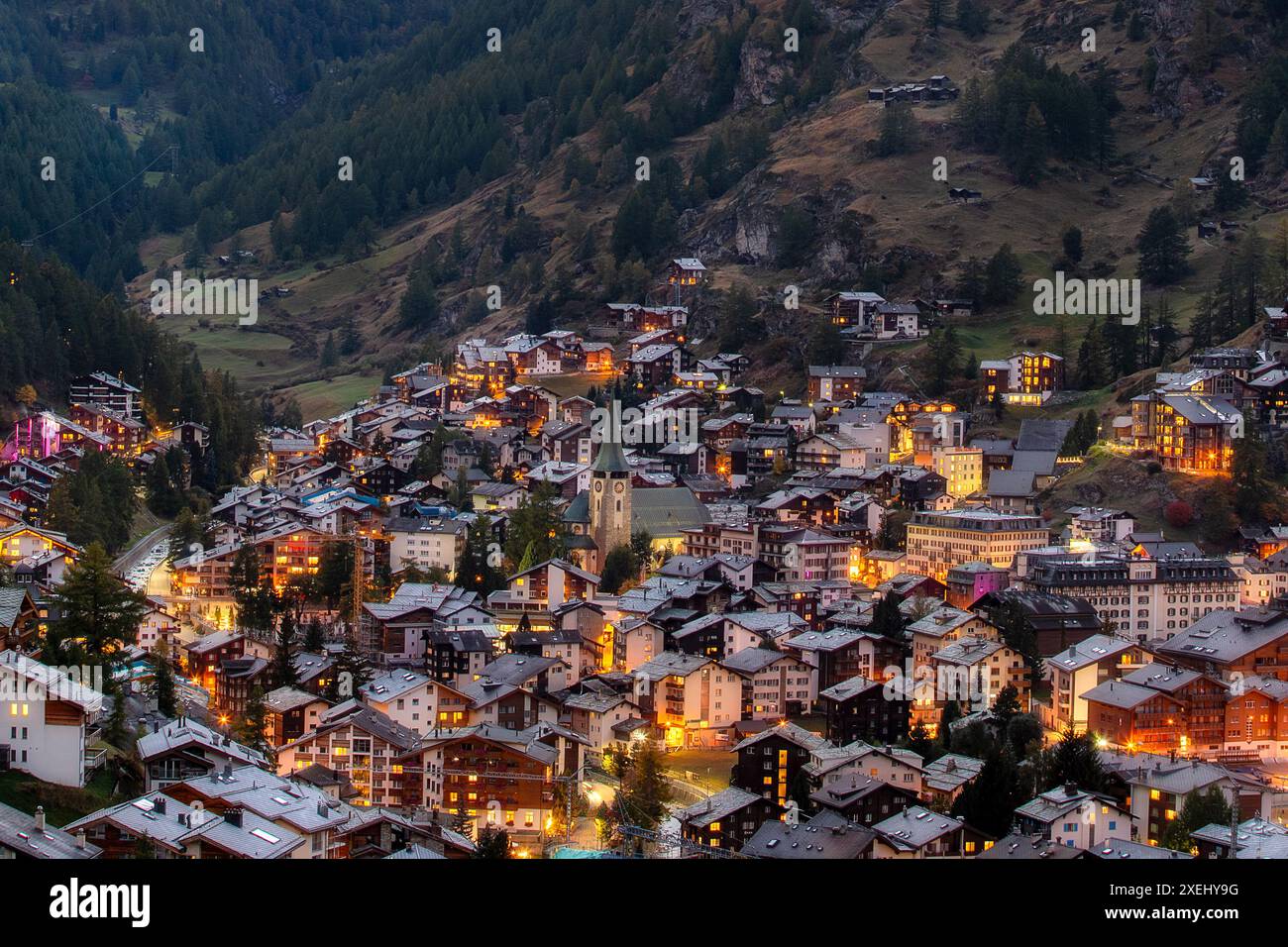 Village night switzerland hi-res stock photography and images - Alamy