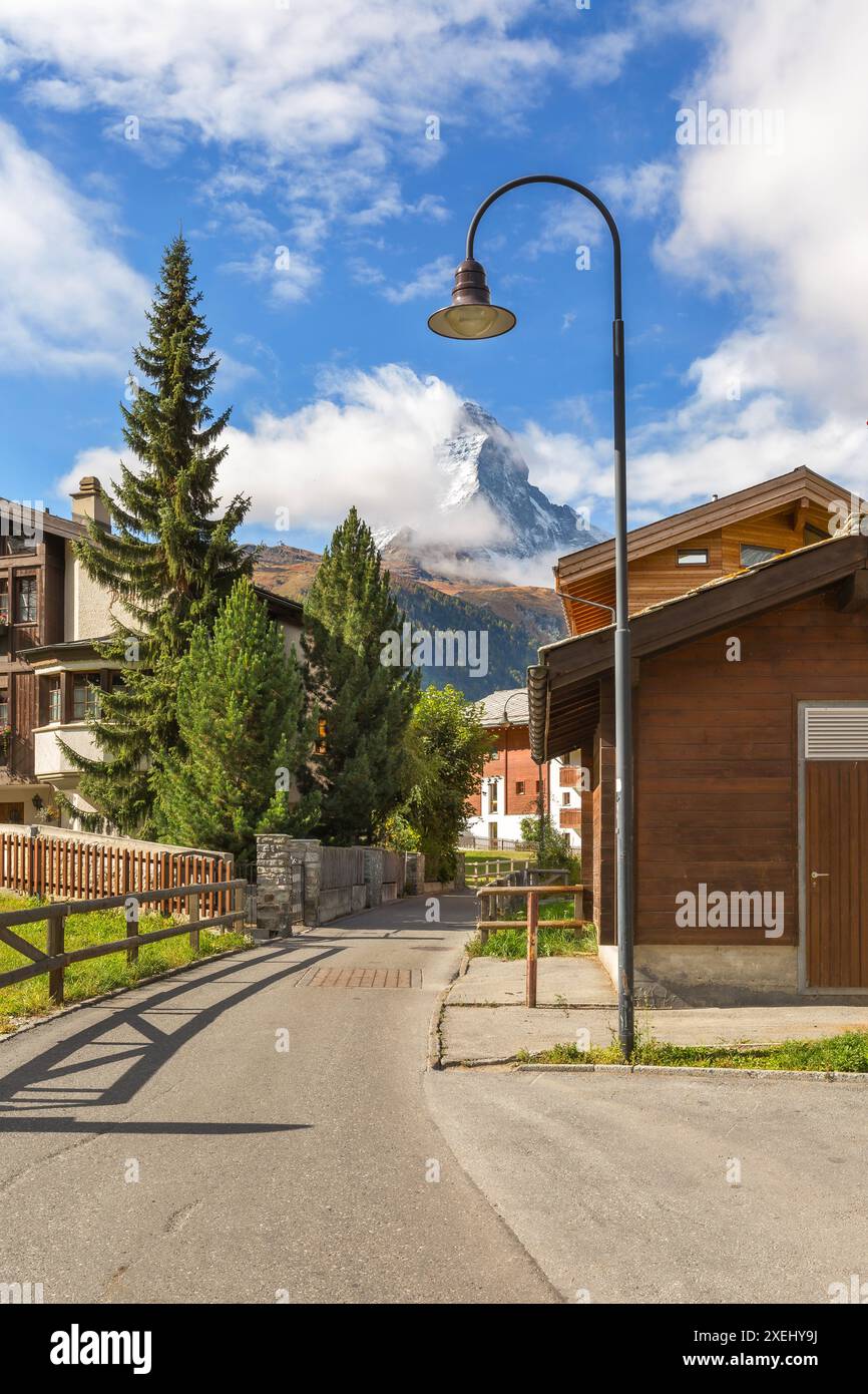 Matterhorn and Zermatt alpine village, Switzerland Stock Photo - Alamy