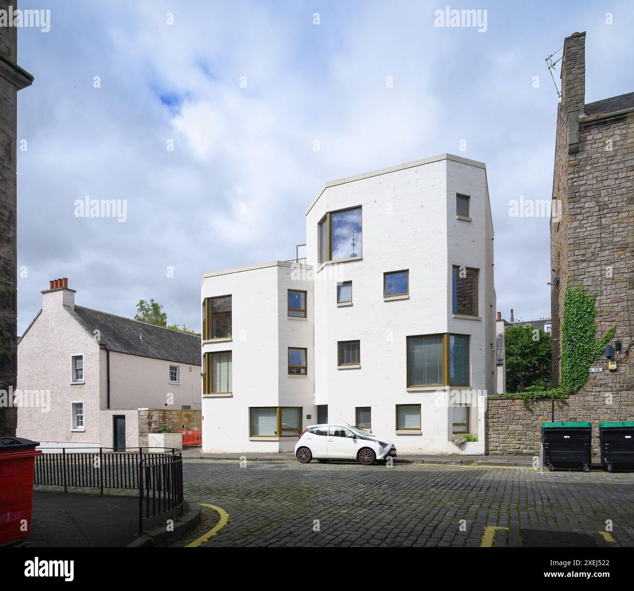 Scottish vernacular architecture hi-res stock photography and images ...