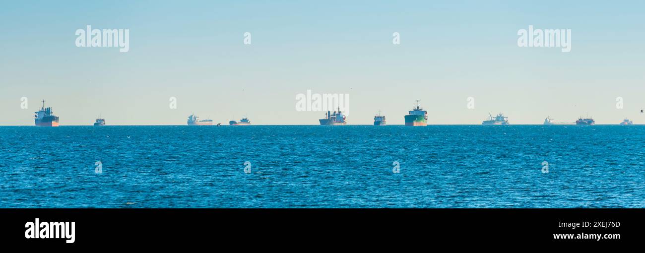 Container ships many hi-res stock photography and images - Alamy