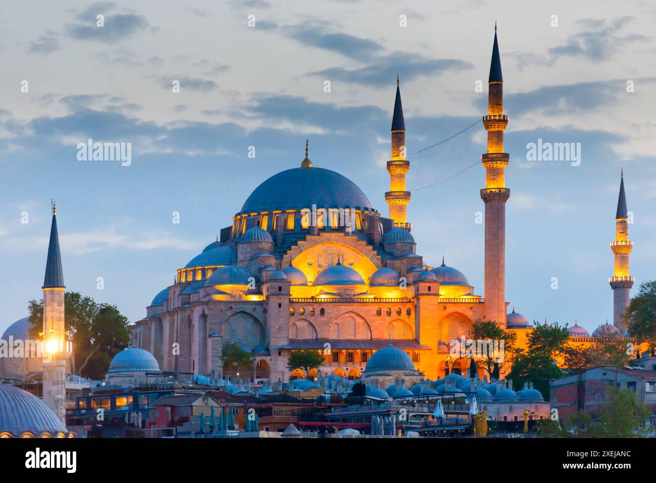 Historic istanbul landmarks hi-res stock photography and images - Alamy