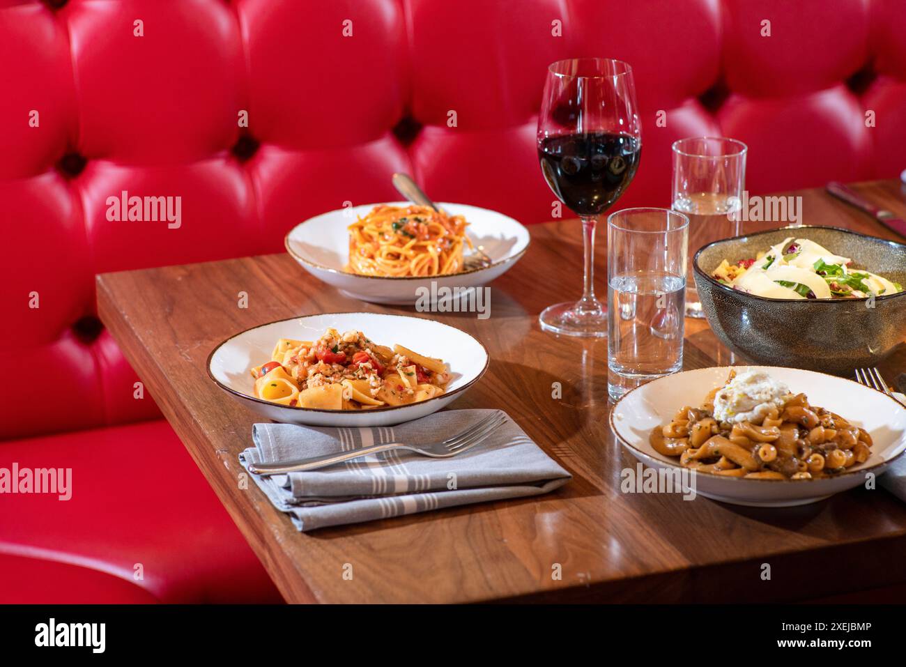 Italian restaurant interior design hi-res stock photography and images ...