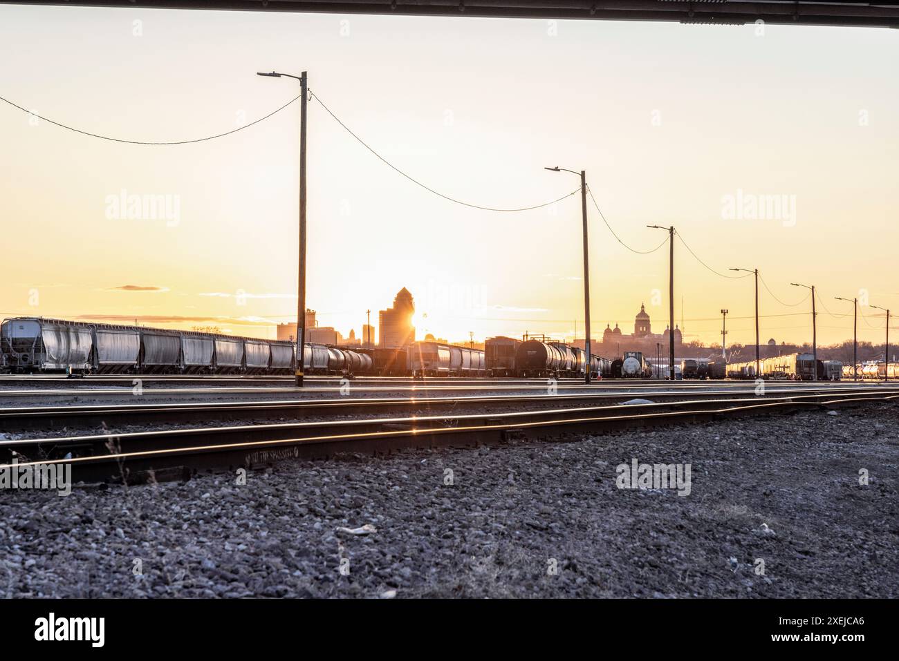 Freight train sunset usa hi-res stock photography and images - Alamy