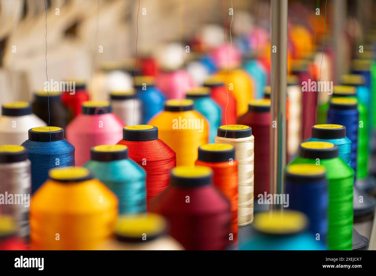 Thread spools sewing machine hi-res stock photography and images - Alamy