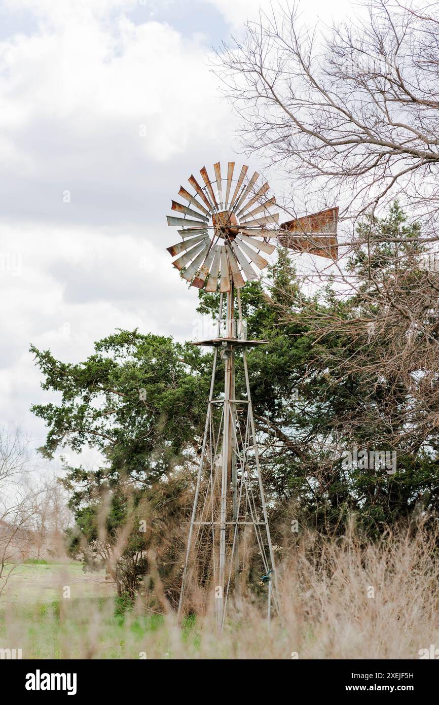 Old fashioned windmill wind turbine hi-res stock photography and images ...